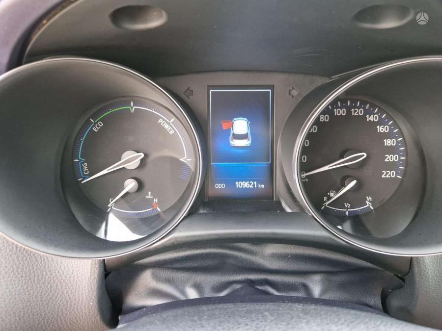 Balts Toyota C-HR 2018 Viļņa, ar dzinēja tilpumu 1.80 L un nobraukumu 110 tūkst. km par 17350 €, foto 19 vietnē AUTOMOTO.COM.LV