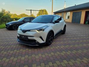 Balts Toyota C-HR 2018 Viļņa, ar dzinēja tilpumu 1.86 L un nobraukumu 187 tūkst. km par 15300 €, foto 3 vietnē AUTOMOTO.COM.LV