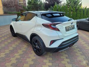 Balts Toyota C-HR 2018 Viļņa, ar dzinēja tilpumu 1.86 L un nobraukumu 187 tūkst. km par 15300 €, foto 10 vietnē AUTOMOTO.COM.LV