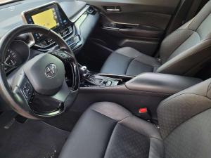 Balts Toyota C-HR 2018 Viļņa, ar dzinēja tilpumu 1.86 L un nobraukumu 187 tūkst. km par 15300 €, foto 19 vietnē AUTOMOTO.COM.LV