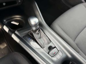 Balts Toyota C-HR 2018 Viļņa, ar dzinēja tilpumu 1.80 L un nobraukumu 261 tūkst. km par 11900 €, foto 21 vietnē AUTOMOTO.COM.LV