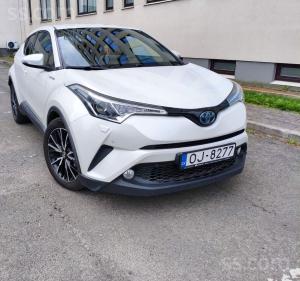 Белый Тойота C-HR 2018 в Рига, объемом двигателя 1.80 л и пробегом 104 тыс. км за 17300 €, фото 11 на AUTOMOTO.COM.LV