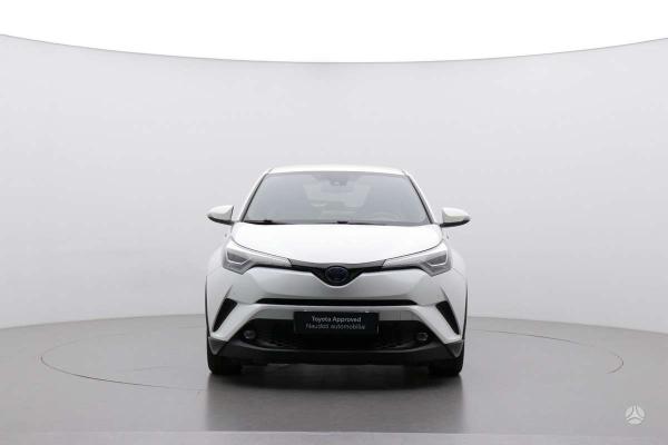 Balts Toyota C-HR 2018 Viļņa, ar dzinēja tilpumu 1.80 L un nobraukumu 134 tūkst. km par 20500 €, foto 6 vietnē AUTOMOTO.COM.LV