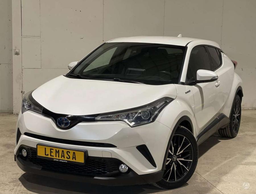 Balts Toyota C-HR 2018 Klaipėda, ar dzinēja tilpumu 1.80 L un nobraukumu 164 tūkst. km par 15500 €, foto 5 vietnē AUTOMOTO.COM.LV