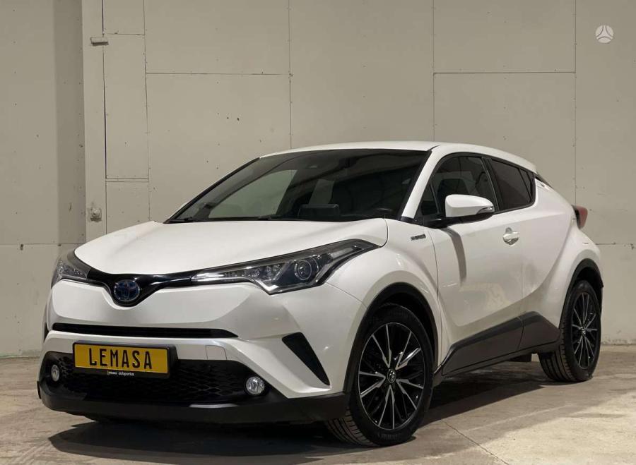 Balts Toyota C-HR 2018 Klaipėda, ar dzinēja tilpumu 1.80 L un nobraukumu 164 tūkst. km par 15500 €, foto 9 vietnē AUTOMOTO.COM.LV