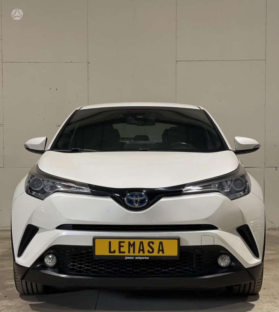 Balts Toyota C-HR 2018 Klaipėda, ar dzinēja tilpumu 1.80 L un nobraukumu 164 tūkst. km par 15500 €, foto 36 vietnē AUTOMOTO.COM.LV