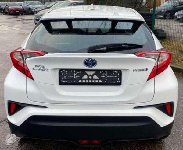 Balts Toyota C-HR 2019 Viļņa, ar dzinēja tilpumu 1.80 L un nobraukumu 215 tūkst. km par 13800 €, foto 5 vietnē AUTOMOTO.COM.LV