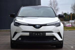 Balts Toyota C-HR 2019 Viļņa, ar dzinēja tilpumu 1.80 L un nobraukumu 93 tūkst. km par 17800 €, foto 19 vietnē AUTOMOTO.COM.LV