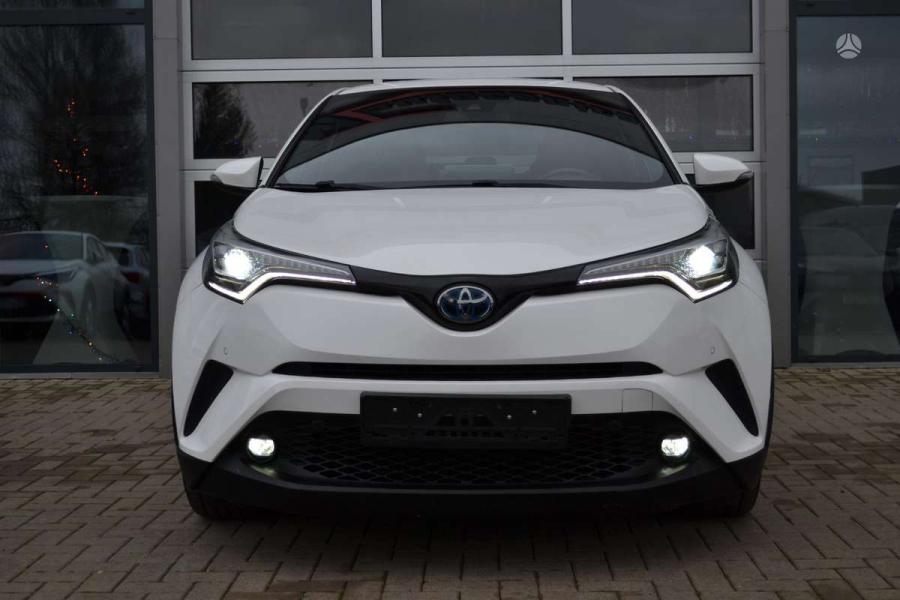 Balts Toyota C-HR 2019 Viļņa, ar dzinēja tilpumu 1.80 L un nobraukumu 176 tūkst. km par 18500 €, foto 19 vietnē AUTOMOTO.COM.LV