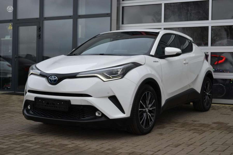 Balts Toyota C-HR 2019 Viļņa, ar dzinēja tilpumu 1.80 L un nobraukumu 176 tūkst. km par 18500 €, foto 24 vietnē AUTOMOTO.COM.LV