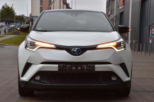 Balts Toyota C-HR 2019 Viļņa, ar dzinēja tilpumu 1.80 L un nobraukumu 94 tūkst. km par 17600 €, foto  vietnē AUTOMOTO.COM.LV