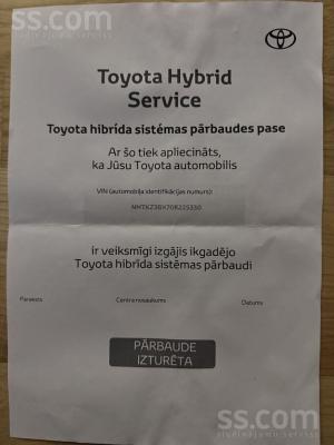 White Toyota C-HR 2019 in Riga, with an engine capacity of 1.80 L and mileage of 121 thousand km for 16700 €, photo 21 on AUTOMOTO.COM.LV