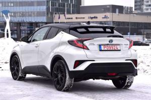 Белый Тойота C-HR 2019 в Вильнюс, объемом двигателя 1.80 л и пробегом 94 тыс. км за 17450 €, фото 4 на AUTOMOTO.COM.LV