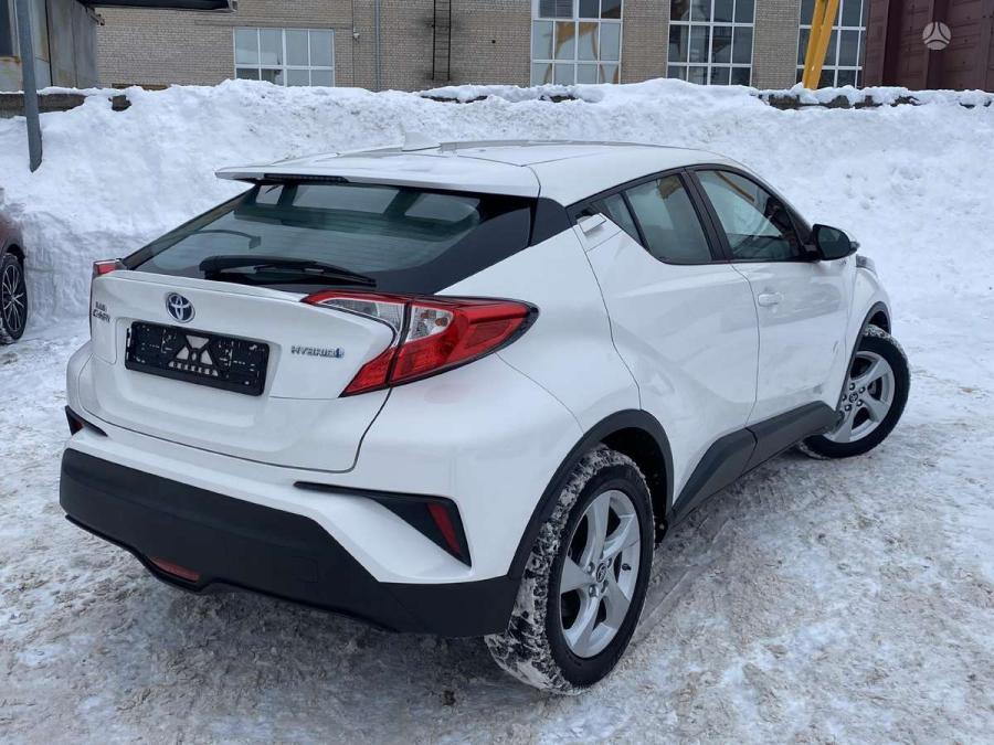 Balts Toyota C-HR 2019 Viļņa, ar dzinēja tilpumu 1.80 L un nobraukumu 217 tūkst. km par 13700 €, foto 8 vietnē AUTOMOTO.COM.LV