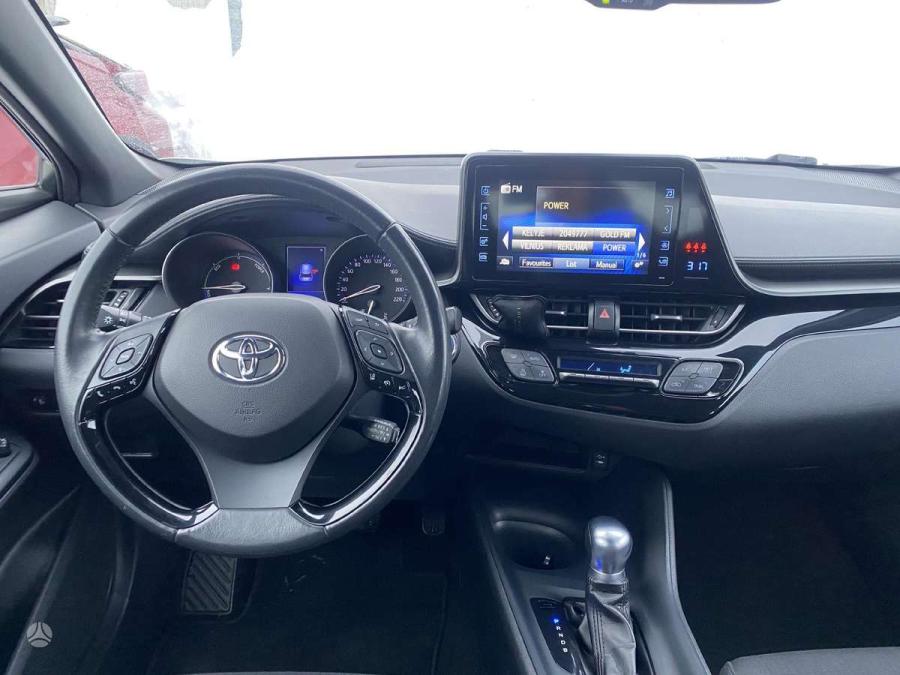 Balts Toyota C-HR 2019 Viļņa, ar dzinēja tilpumu 1.80 L un nobraukumu 217 tūkst. km par 13700 €, foto 18 vietnē AUTOMOTO.COM.LV