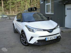 Белый Тойота C-HR 2019 в Вильнюс, объемом двигателя 1.80 л и пробегом 139 тыс. км за 16299 €, фото 10 на AUTOMOTO.COM.LV