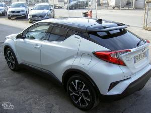 Белый Тойота C-HR 2019 в Вильнюс, объемом двигателя 1.80 л и пробегом 139 тыс. км за 16299 €, фото 11 на AUTOMOTO.COM.LV