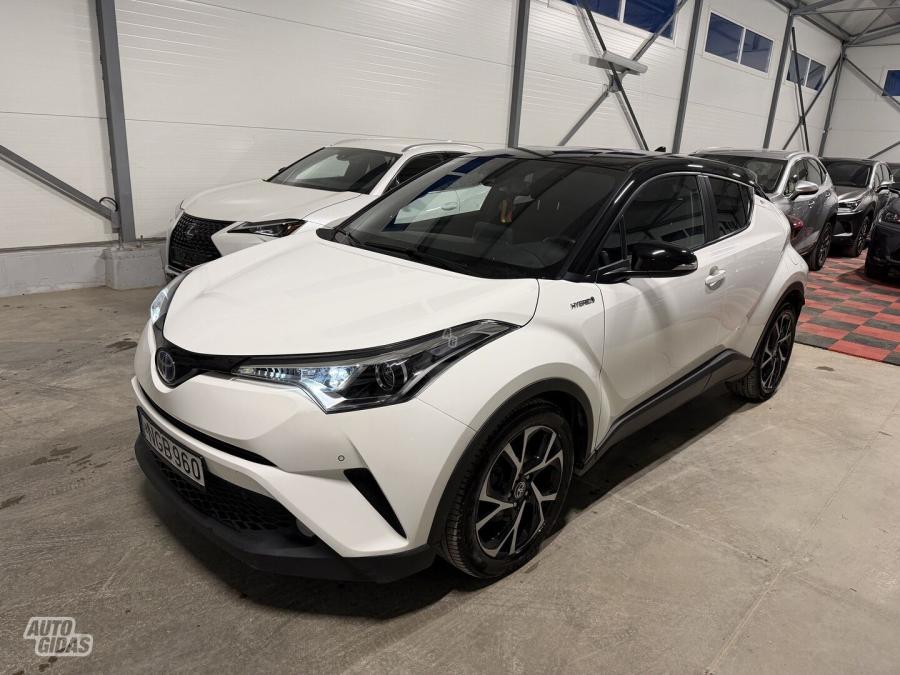 Белый Тойота C-HR 2019 в Вильнюс, объемом двигателя 1.80 л и пробегом 91 тыс. км за 16750 €, фото 4 на AUTOMOTO.COM.LV