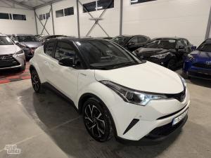 Белый Тойота C-HR 2019 в Вильнюс, объемом двигателя 1.80 л и пробегом 91 тыс. км за 16750 €, фото 6 на AUTOMOTO.COM.LV