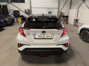 Белый Тойота C-HR 2019 в Вильнюс, объемом двигателя 1.80 л и пробегом 91 тыс. км за 16750 €, фото 10 на AUTOMOTO.COM.LV