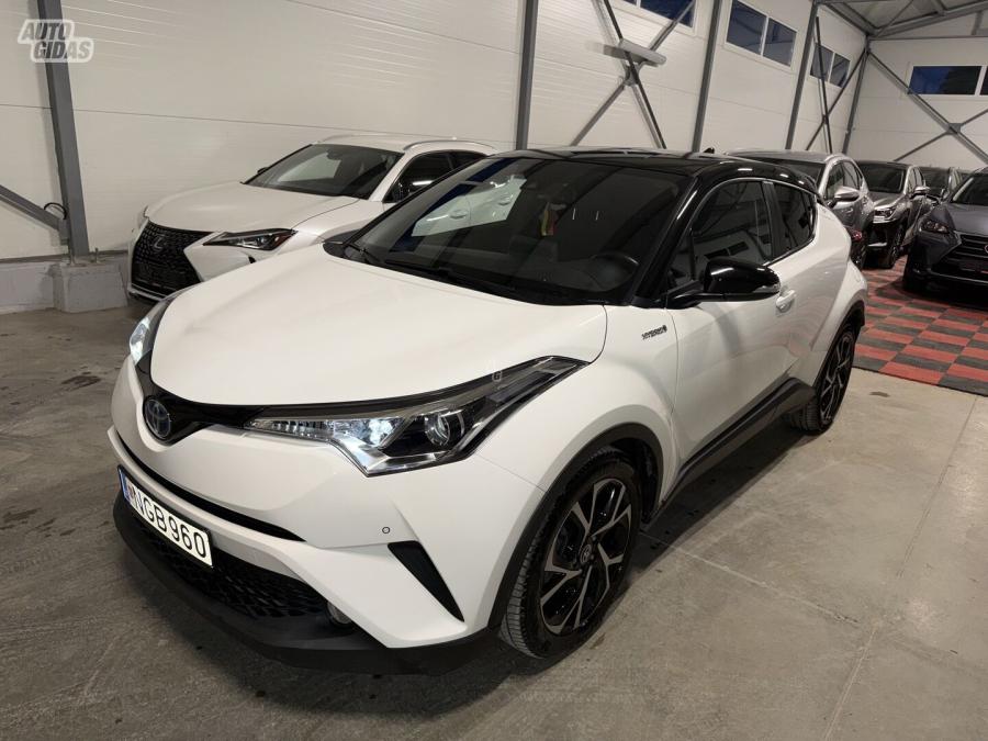 Белый Тойота C-HR 2019 в Вильнюс, объемом двигателя 1.80 л и пробегом 91 тыс. км за 16750 €, фото 13 на AUTOMOTO.COM.LV