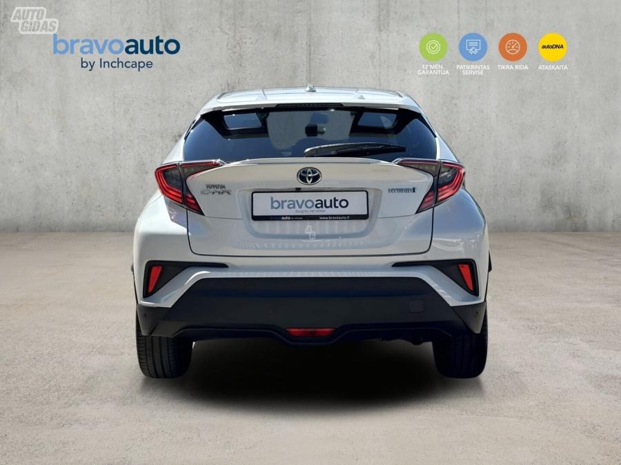 Balts Toyota C-HR 2019 Kauņa, ar dzinēja tilpumu 1.80 L un nobraukumu 96 tūkst. km par 20471 €, foto 5 vietnē AUTOMOTO.COM.LV