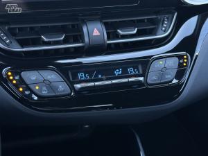 Balts Toyota C-HR 2019 Kauņa, ar dzinēja tilpumu 1.80 L un nobraukumu 96 tūkst. km par 20471 €, foto 24 vietnē AUTOMOTO.COM.LV