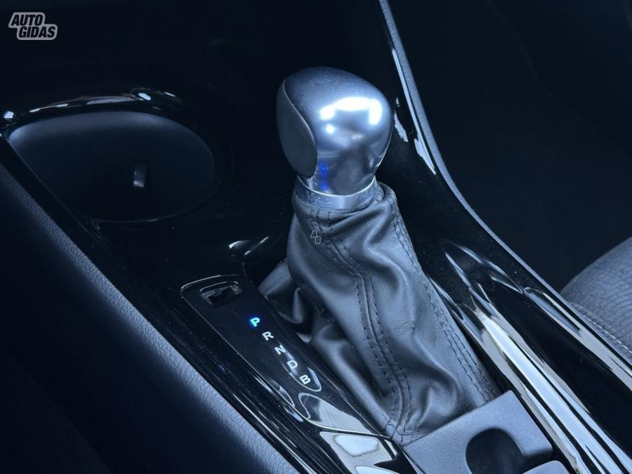 Balts Toyota C-HR 2019 Kauņa, ar dzinēja tilpumu 1.80 L un nobraukumu 96 tūkst. km par 20471 €, foto 26 vietnē AUTOMOTO.COM.LV