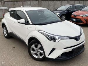 Balts Toyota C-HR 2019 Viļņa, ar dzinēja tilpumu 1.80 L un nobraukumu 219 tūkst. km par 13000 €, foto  vietnē AUTOMOTO.COM.LV
