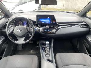 Белый Тойота C-HR 2019 в Вильнюс, объемом двигателя 1.80 л и пробегом 219 тыс. км за 13000 €, фото 15 на AUTOMOTO.COM.LV