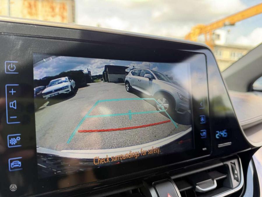 Balts Toyota C-HR 2019 Viļņa, ar dzinēja tilpumu 1.80 L un nobraukumu 157 tūkst. km par 14700 €, foto 26 vietnē AUTOMOTO.COM.LV