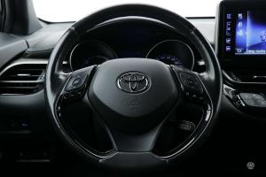 Белый Тойота C-HR 2019 в Вильнюс, объемом двигателя 1.80 л и пробегом 117 тыс. км за 21900 €, фото 14 на AUTOMOTO.COM.LV