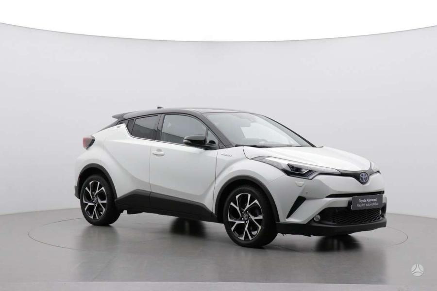 Белый Тойота C-HR 2019 в Вильнюс, объемом двигателя 1.80 л и пробегом 117 тыс. км за 21900 €, фото 20 на AUTOMOTO.COM.LV