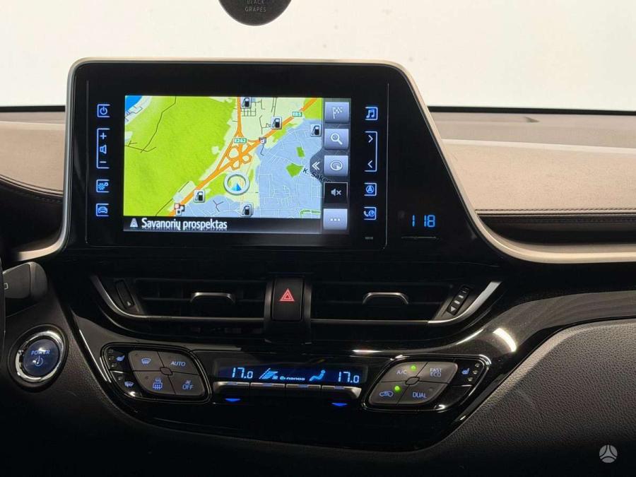 Balts Toyota C-HR 2019 Kauņa, ar dzinēja tilpumu 1.80 L un nobraukumu 151 tūkst. km par 19900 €, foto 15 vietnē AUTOMOTO.COM.LV