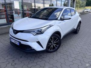 Белый Тойота C-HR 2019 в Вильнюс, объемом двигателя 1.80 л и пробегом 187 тыс. км за 16300 €, фото  на AUTOMOTO.COM.LV