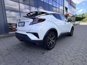 Белый Тойота C-HR 2019 в Вильнюс, объемом двигателя 1.80 л и пробегом 187 тыс. км за 16300 €, фото 4 на AUTOMOTO.COM.LV