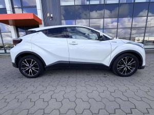 Белый Тойота C-HR 2019 в Вильнюс, объемом двигателя 1.80 л и пробегом 187 тыс. км за 16300 €, фото 7 на AUTOMOTO.COM.LV