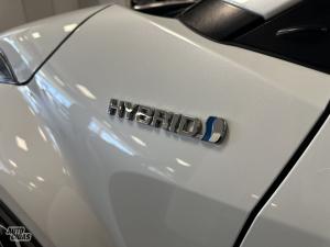 Белый Тойота C-HR 2019 в Вильнюс, объемом двигателя 1.80 л и пробегом 96 тыс. км за 17500 €, фото 11 на AUTOMOTO.COM.LV