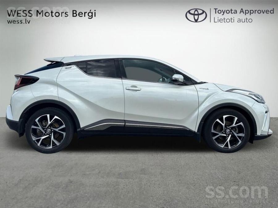 Белый Тойота C-HR 2020 в Рига, объемом двигателя 1.80 л и пробегом 42 тыс. км за 20900 €, фото 24 на AUTOMOTO.COM.LV