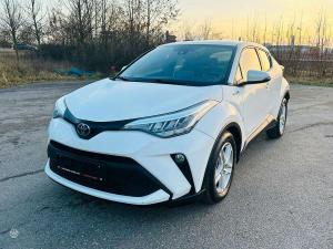 Balts Toyota C-HR 2020 Viļņa, ar dzinēja tilpumu 1.80 L un nobraukumu 140 tūkst. km par 14900 €, foto  vietnē AUTOMOTO.COM.LV