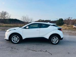 Balts Toyota C-HR 2020 Viļņa, ar dzinēja tilpumu 1.80 L un nobraukumu 140 tūkst. km par 14900 €, foto 7 vietnē AUTOMOTO.COM.LV