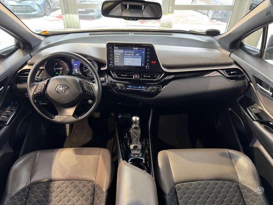 Balts Toyota C-HR 2020 Šauļi, ar dzinēja tilpumu 1.99 L un nobraukumu 104 tūkst. km par 21900 €, foto 17 vietnē AUTOMOTO.COM.LV