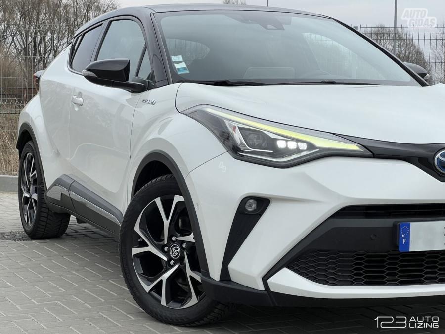 Balts Toyota C-HR 2020 Tauragė, ar dzinēja tilpumu 2.00 L un nobraukumu 72 tūkst. km par 19900 €, foto 8 vietnē AUTOMOTO.COM.LV