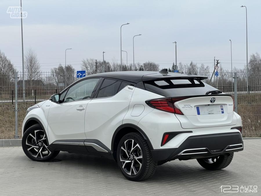 Balts Toyota C-HR 2020 Tauragė, ar dzinēja tilpumu 2.00 L un nobraukumu 72 tūkst. km par 19900 €, foto 9 vietnē AUTOMOTO.COM.LV