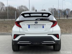 Balts Toyota C-HR 2020 Tauragė, ar dzinēja tilpumu 2.00 L un nobraukumu 72 tūkst. km par 19900 €, foto 13 vietnē AUTOMOTO.COM.LV