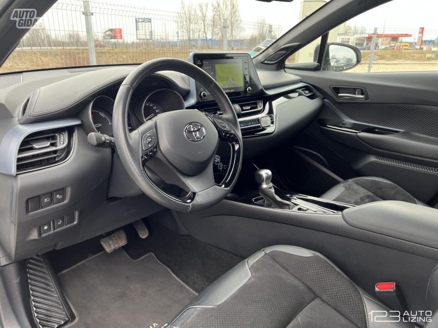 Balts Toyota C-HR 2020 Tauragė, ar dzinēja tilpumu 2.00 L un nobraukumu 72 tūkst. km par 19900 €, foto 14 vietnē AUTOMOTO.COM.LV