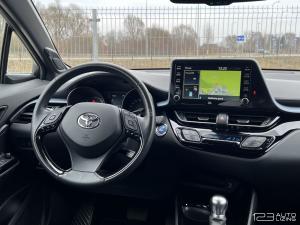 Balts Toyota C-HR 2020 Tauragė, ar dzinēja tilpumu 2.00 L un nobraukumu 72 tūkst. km par 19900 €, foto 18 vietnē AUTOMOTO.COM.LV