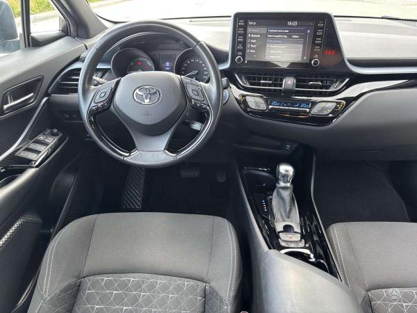 Balts Toyota C-HR 2020 Viļņa, ar dzinēja tilpumu 1.80 L un nobraukumu 190 tūkst. km par 17900 €, foto 10 vietnē AUTOMOTO.COM.LV