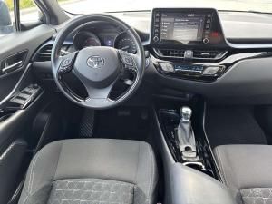 Белый Тойота C-HR 2020 в Вильнюс, объемом двигателя 1.80 л и пробегом 190 тыс. км за 17900 €, фото 11 на AUTOMOTO.COM.LV
