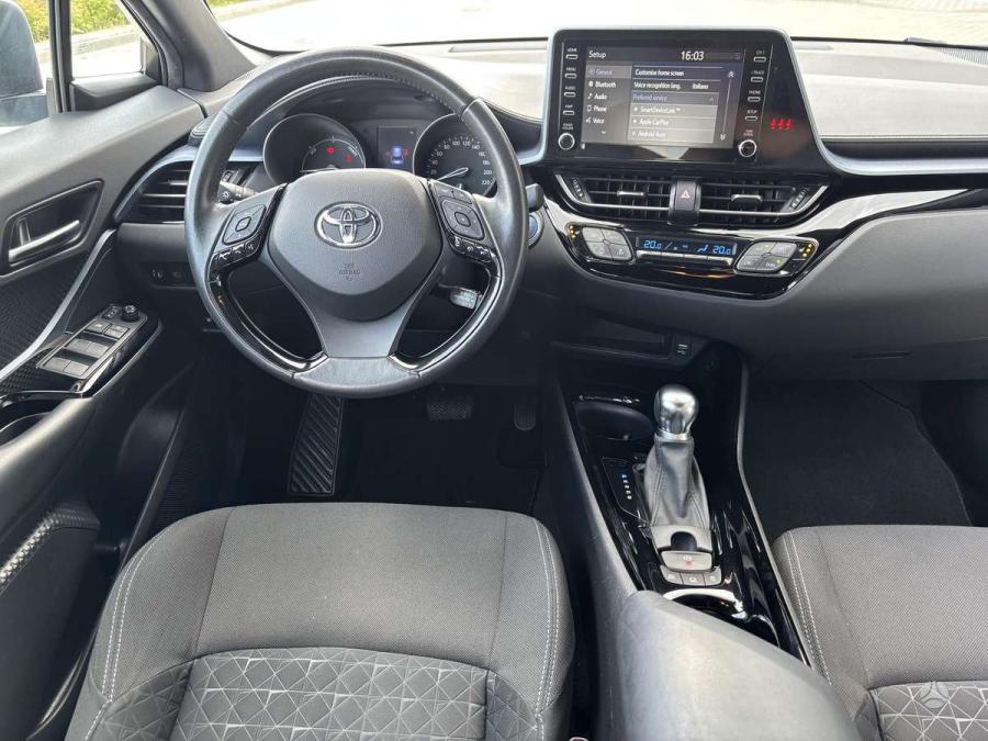 Белый Тойота C-HR 2020 в Вильнюс, объемом двигателя 1.80 л и пробегом 190 тыс. км за 17900 €, фото 11 на AUTOMOTO.COM.LV